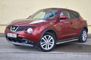 Red Nissan Juke 2011 in Talsi, with an engine capacity of 1.60 L and mileage of 178 thousand km for 6700 €, photo 5 on AUTOMOTO.COM.LV