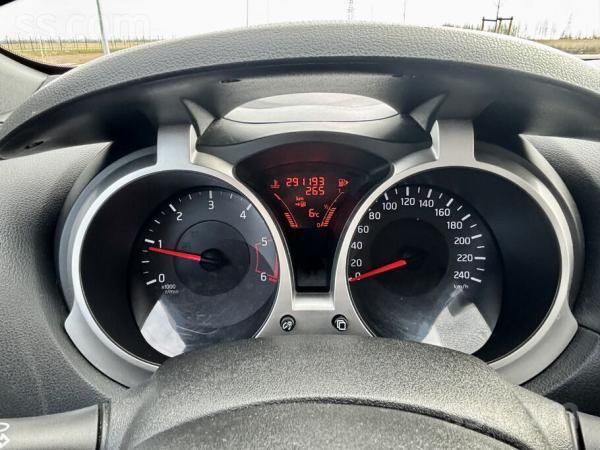 Red Nissan Juke 2011 in Liepaja, with an engine capacity of 1.50 L and mileage of 291 thousand km for 5400 €, photo 10 on AUTOMOTO.COM.LV