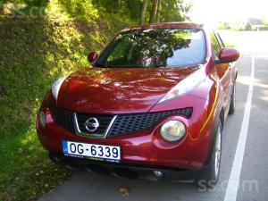 Sarkans Nissan Juke 2011 Alūksne, ar dzinēja tilpumu 1.50 L un nobraukumu 253 tūkst. km par 5100 €, foto  vietnē AUTOMOTO.COM.LV