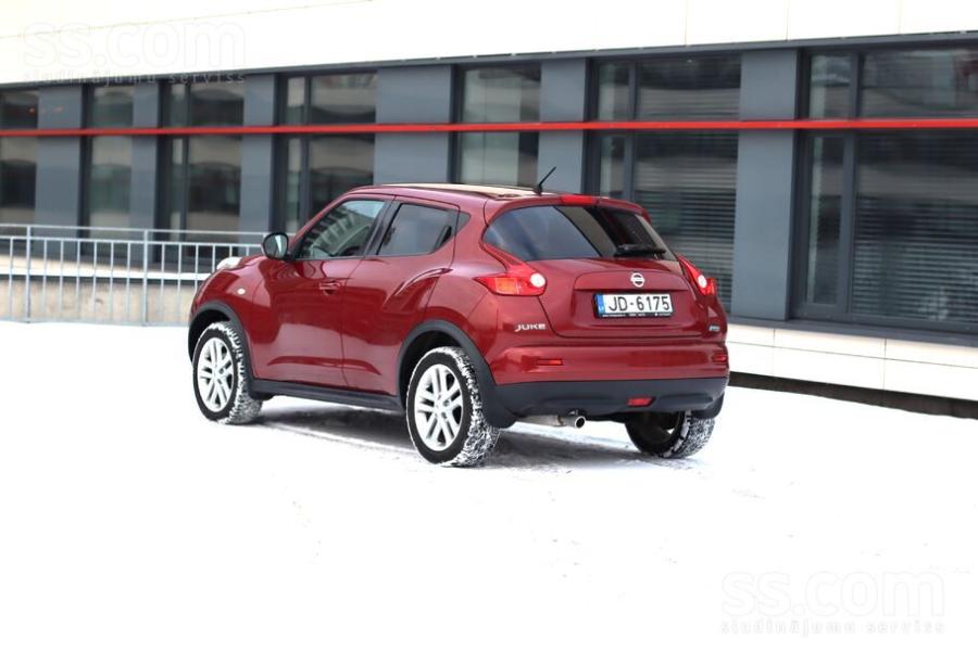 Red Nissan Juke 2012 in Riga, with an engine capacity of 1.50 L and mileage of 244 thousand km for 4380 €, photo 4 on AUTOMOTO.COM.LV