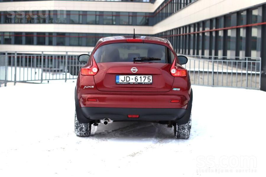 Red Nissan Juke 2012 in Riga, with an engine capacity of 1.50 L and mileage of 244 thousand km for 4380 €, photo 5 on AUTOMOTO.COM.LV