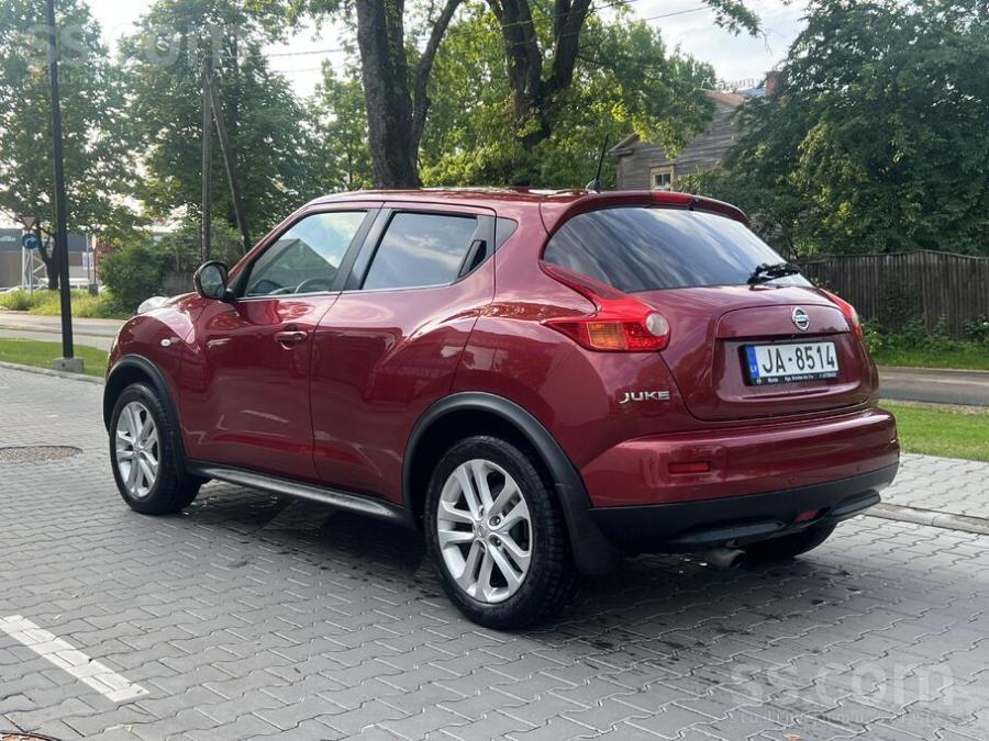 Sarkans Nissan Juke 2012 Rīga, ar dzinēja tilpumu 1.60 L un nobraukumu 170 tūkst. km par 4500 €, foto 4 vietnē AUTOMOTO.COM.LV