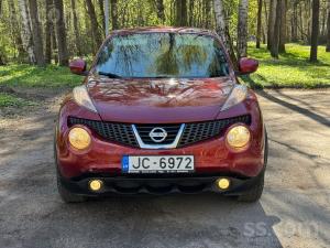 Red Nissan Juke 2012 in Riga, with an engine capacity of 1.50 L and mileage of 0 thousand km for 3499 €, photo 9 on AUTOMOTO.COM.LV
