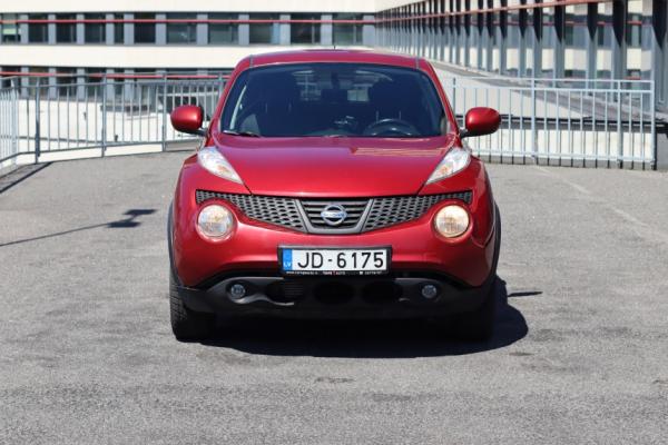 Red Nissan Juke 2012 in Riga, with an engine capacity of 1.50 L and mileage of 244 thousand km for 4380 €, photo 5 on AUTOMOTO.COM.LV