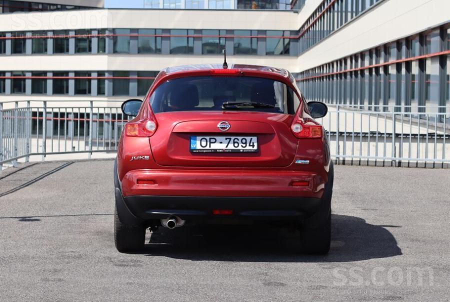 Sarkans Nissan Juke 2012 Rīga, ar dzinēja tilpumu 1.50 L un nobraukumu 245 tūkst. km par 3480 €, foto 6 vietnē AUTOMOTO.COM.LV