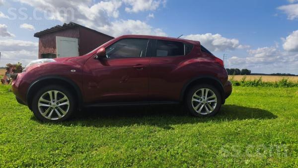 Sarkans Nissan Juke 2012 Bauska, ar dzinēja tilpumu 1.50 L un nobraukumu 238 tūkst. km par 4200 €, foto 4 vietnē AUTOMOTO.COM.LV
