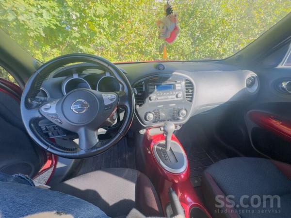 Nissan Juke 2012 Rīga vietnē Sarkans Nissan Juke 2012 Rīga, ar dzinēja tilpumu 1.60 L un nobraukumu 152 tūkst. km par 5700 €, foto 3 vietnē AUTOMOTO.COM.LV