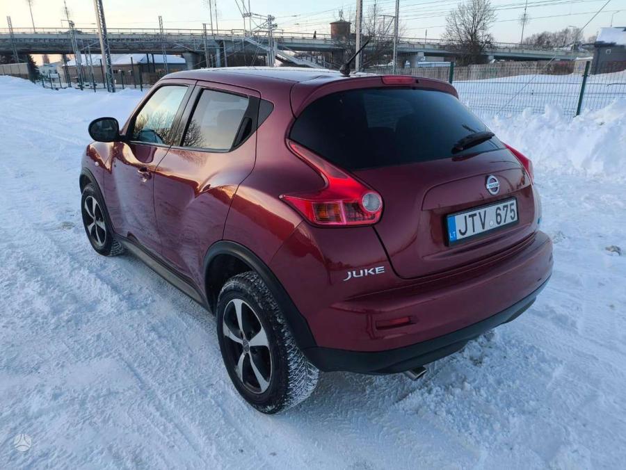 Sarkans Nissan Juke 2013 Šauļi, ar dzinēja tilpumu 1.50 L un nobraukumu 185 tūkst. km par 5300 €, foto 6 vietnē AUTOMOTO.COM.LV