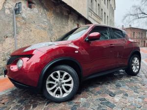 Red Nissan Juke 2013 in Cesis, with an engine capacity of 1.50 L and mileage of 0 thousand km for 5790 €, photo 5 on AUTOMOTO.COM.LV