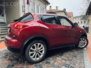 Red Nissan Juke 2013 in Cesis, with an engine capacity of 1.50 L and mileage of 0 thousand km for 5790 €, photo 7 on AUTOMOTO.COM.LV