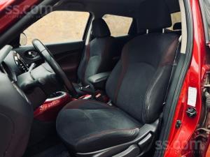 Red Nissan Juke 2013 in Cesis, with an engine capacity of 1.50 L and mileage of 0 thousand km for 5790 €, photo 13 on AUTOMOTO.COM.LV