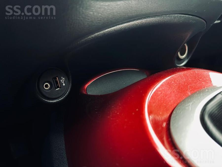 Red Nissan Juke 2013 in Cesis, with an engine capacity of 1.50 L and mileage of 0 thousand km for 5790 €, photo 19 on AUTOMOTO.COM.LV