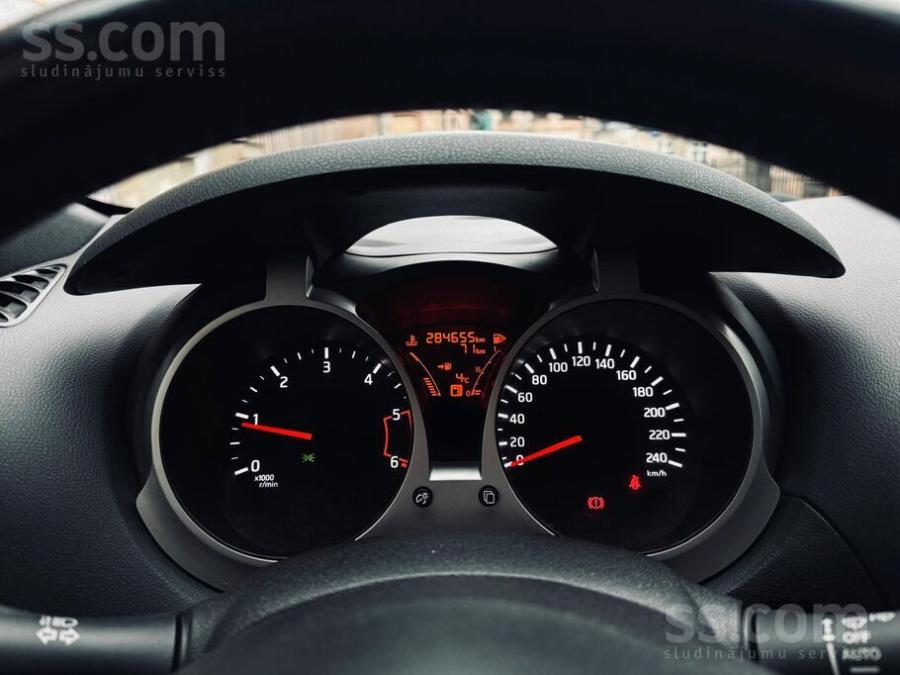 Red Nissan Juke 2013 in Cesis, with an engine capacity of 1.50 L and mileage of 0 thousand km for 5790 €, photo 25 on AUTOMOTO.COM.LV