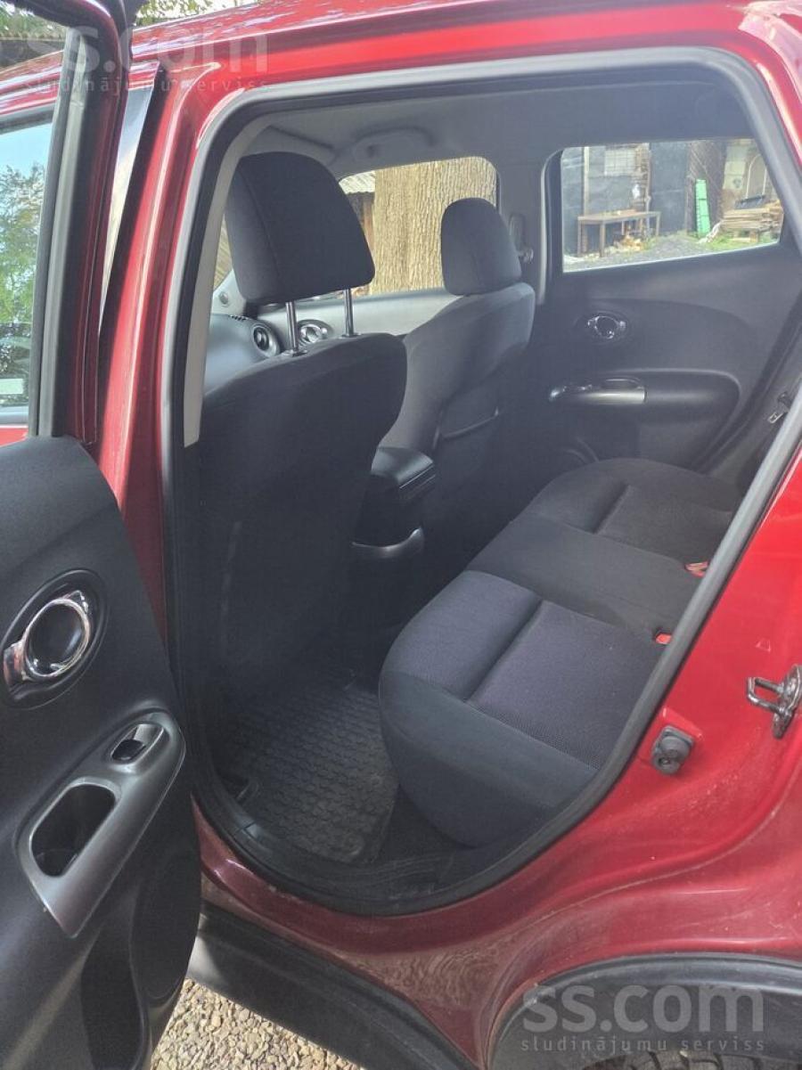 Sarkans Nissan Juke 2013 Rīga, ar dzinēja tilpumu 1.60 L un nobraukumu 160 tūkst. km par 6200 €, foto 7 vietnē AUTOMOTO.COM.LV