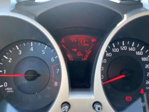 Red Nissan Juke 2013 in Siauliai, with an engine capacity of 1.60 L and mileage of 99 thousand km for 5800 €, photo 10 on AUTOMOTO.COM.LV