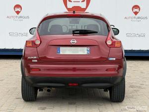 Red Nissan Juke 2013 in Taurage, with an engine capacity of 1.50 L and mileage of 231 thousand km for 4700 €, photo 9 on AUTOMOTO.COM.LV