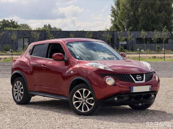 Nissan Juke 2013 Tauragė vietnē Sarkans Nissan Juke 2013 Tauragė, ar dzinēja tilpumu 1.50 L un nobraukumu 231 tūkst. km par 4200 €, foto 5 vietnē AUTOMOTO.COM.LV