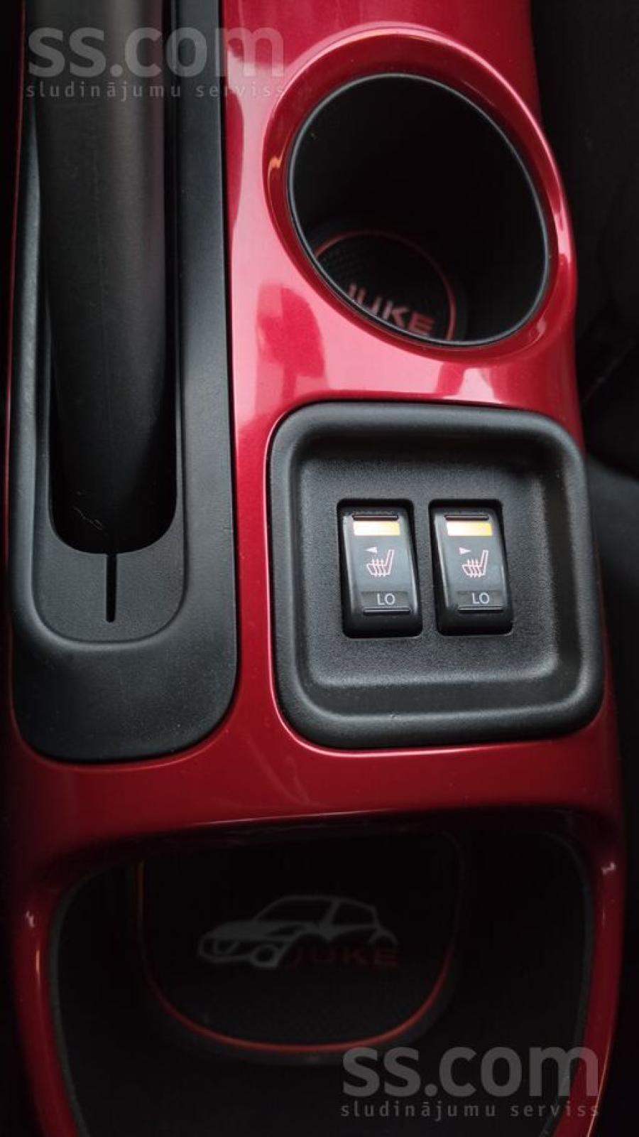 Red Nissan Juke 2013 in Riga, with an engine capacity of 1.60 L and mileage of 98 thousand km for 6000 €, photo 12 on AUTOMOTO.COM.LV