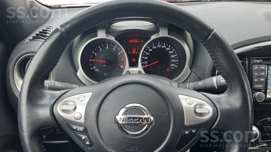 Red Nissan Juke 2014 in Riga, with an engine capacity of 1.60 L and mileage of 89 thousand km for 6900 €, photo 6 on AUTOMOTO.COM.LV