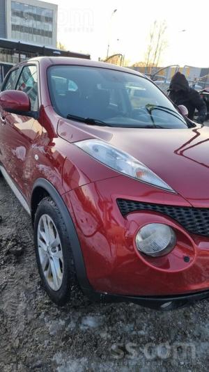 Sarkans Nissan Juke 2014 Rīga, ar dzinēja tilpumu 1.60 L un nobraukumu 114 tūkst. km par 8450 €, foto 4 vietnē AUTOMOTO.COM.LV