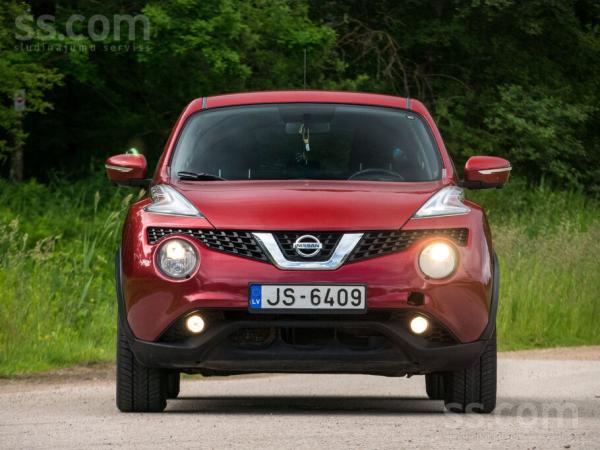 Red Nissan Juke 2014 in Riga, with an engine capacity of 1.60 L and mileage of 187 thousand km for 6700 €, photo 2 on AUTOMOTO.COM.LV