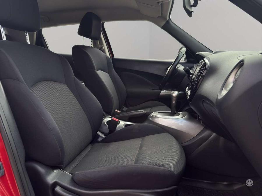 Sarkans Nissan Juke 2014 Kauņa, ar dzinēja tilpumu 1.60 L un nobraukumu 175 tūkst. km par 6999 €, foto 9 vietnē AUTOMOTO.COM.LV