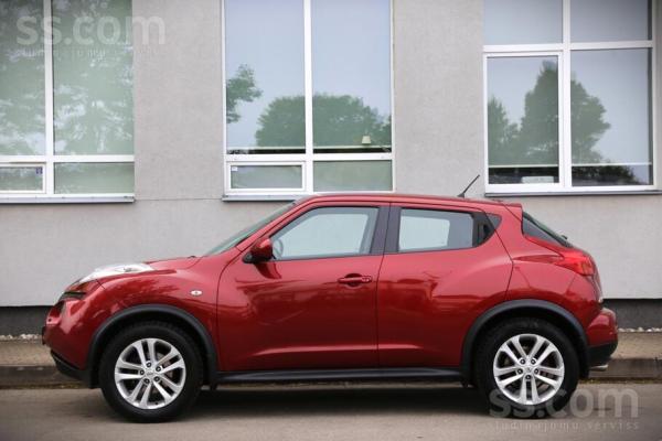 Red Nissan Juke 2014 in Riga, with an engine capacity of 1.60 L and mileage of 116 thousand km for 6495 €, photo 2 on AUTOMOTO.COM.LV