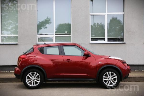 Red Nissan Juke 2014 in Riga, with an engine capacity of 1.60 L and mileage of 116 thousand km for 6495 €, photo 3 on AUTOMOTO.COM.LV