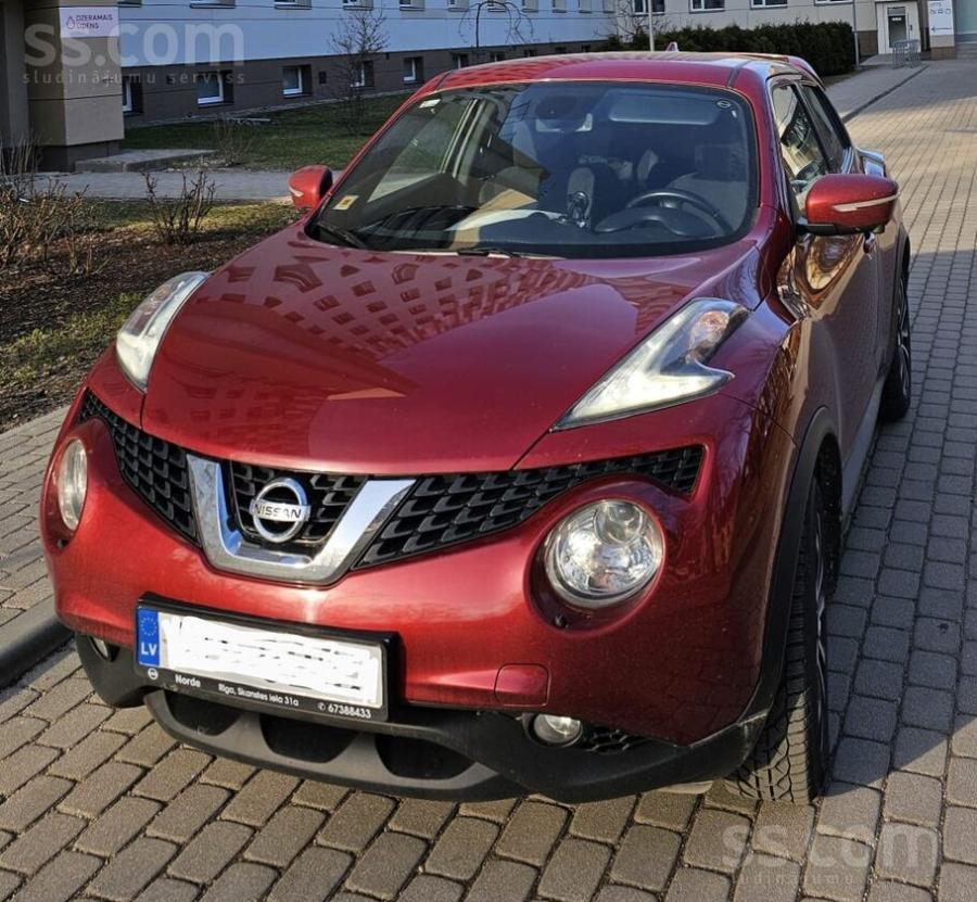 Red Nissan Juke 2015 in Riga, with an engine capacity of 1.60 L and mileage of 119 thousand km for 7950 €, photo 10 on AUTOMOTO.COM.LV