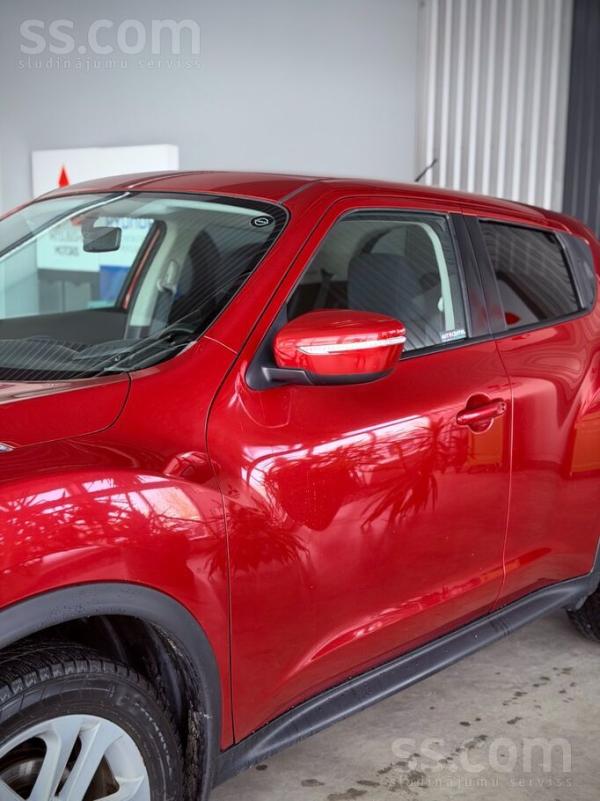 Red Nissan Juke 2015 in Jekabpils, with an engine capacity of 1.60 L and mileage of 104 thousand km for 6600 €, photo 7 on AUTOMOTO.COM.LV