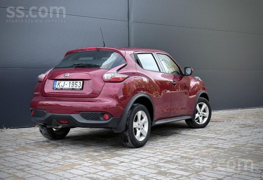 Red Nissan Juke 2016 in Riga, with an engine capacity of 1.60 L and mileage of 143 thousand km for 6950 €, photo 7 on AUTOMOTO.COM.LV