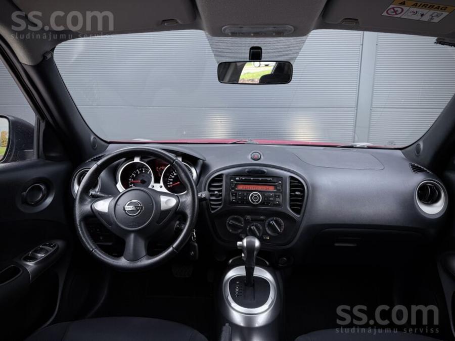 Red Nissan Juke 2016 in Riga, with an engine capacity of 1.60 L and mileage of 143 thousand km for 6950 €, photo 8 on AUTOMOTO.COM.LV
