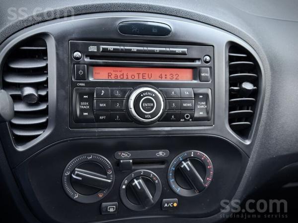 Red Nissan Juke 2016 in Riga, with an engine capacity of 1.60 L and mileage of 143 thousand km for 6950 €, photo 8 on AUTOMOTO.COM.LV
