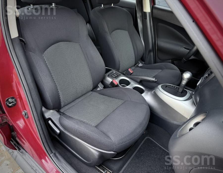 Red Nissan Juke 2016 in Riga, with an engine capacity of 1.60 L and mileage of 143 thousand km for 6950 €, photo 14 on AUTOMOTO.COM.LV