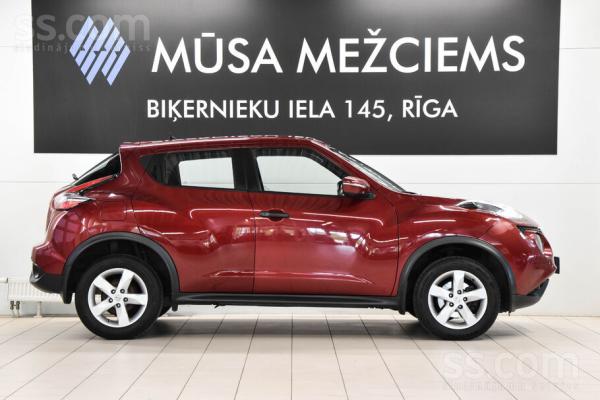 Red Nissan Juke 2016 in Riga, with an engine capacity of 1.60 L and mileage of 99 thousand km for 7390 €, photo 4 on AUTOMOTO.COM.LV