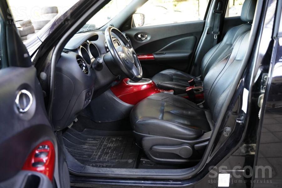 Red Nissan Juke 2016 in Riga, with an engine capacity of 1.60 L and mileage of 114 thousand km for 7200 €, photo 7 on AUTOMOTO.COM.LV