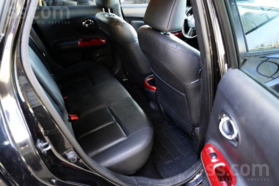 Red Nissan Juke 2016 in Riga, with an engine capacity of 1.60 L and mileage of 114 thousand km for 7200 €, photo 10 on AUTOMOTO.COM.LV