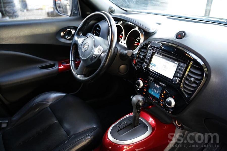 Red Nissan Juke 2016 in Riga, with an engine capacity of 1.60 L and mileage of 114 thousand km for 7200 €, photo 12 on AUTOMOTO.COM.LV