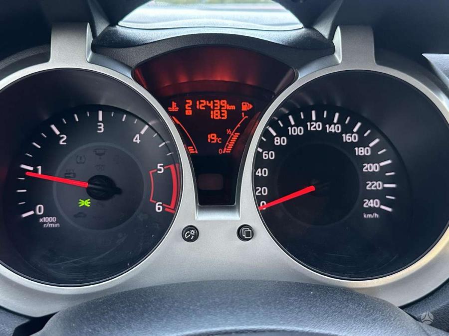 Sarkans Nissan Juke 2016 Alīta, ar dzinēja tilpumu 1.50 L un nobraukumu 212 tūkst. km par 6980 €, foto 11 vietnē AUTOMOTO.COM.LV