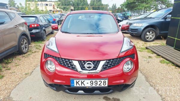 Nissan Juke 2016 Rīga vietnē Sarkans Nissan Juke 2016 Rīga, ar dzinēja tilpumu 1.60 L un nobraukumu 56 tūkst. km par 7500 €, foto 6 vietnē AUTOMOTO.COM.LV