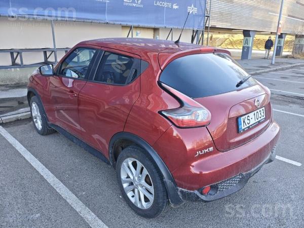 Sarkans Nissan Juke 2017 Jūrmala, ar dzinēja tilpumu 1.60 L un nobraukumu 63 tūkst. km par 8450 €, foto 5 vietnē AUTOMOTO.COM.LV
