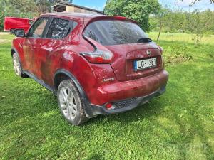 Sarkans Nissan Juke 2018 Alūksne, ar dzinēja tilpumu 1.20 L un nobraukumu 163 tūkst. km par 7500 €, foto 3 vietnē AUTOMOTO.COM.LV