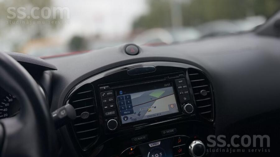 Red Nissan Juke 2018 in Jelgava, with an engine capacity of 1.60 L and mileage of 132 thousand km for 7990 €, photo 15 on AUTOMOTO.COM.LV