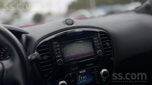Red Nissan Juke 2018 in Jelgava, with an engine capacity of 1.60 L and mileage of 132 thousand km for 7990 €, photo 16 on AUTOMOTO.COM.LV