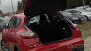 Red Nissan Juke 2018 in Jelgava, with an engine capacity of 1.60 L and mileage of 132 thousand km for 7990 €, photo 23 on AUTOMOTO.COM.LV