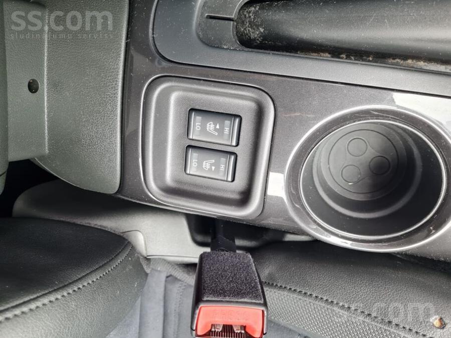 Red Nissan Juke 2019 in Jelgava, with an engine capacity of 1.60 L and mileage of 0 thousand km for 8990 €, photo 15 on AUTOMOTO.COM.LV