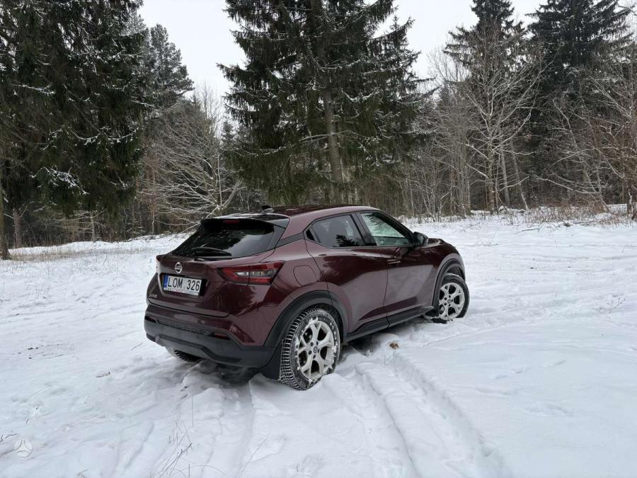 Sarkans Nissan Juke 2020 Šauļi, ar dzinēja tilpumu 1.00 L un nobraukumu 95 tūkst. km par 14600 €, foto 3 vietnē AUTOMOTO.COM.LV