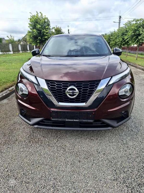 Red Nissan Juke 2020 in Taurage, with an engine capacity of 1.00 L and mileage of 109 thousand km for 12300 €, photo 2 on AUTOMOTO.COM.LV