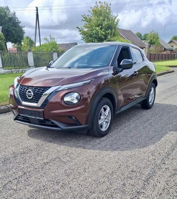 Red Nissan Juke 2020 in Taurage, with an engine capacity of 1.00 L and mileage of 109 thousand km for 12300 €, photo 5 on AUTOMOTO.COM.LV