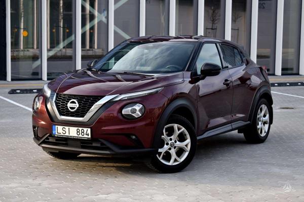 Sarkans Nissan Juke 2021 Viļņa, ar dzinēja tilpumu 1.00 L un nobraukumu 89 tūkst. km par 14600 €, foto 1 vietnē AUTOMOTO.COM.LV